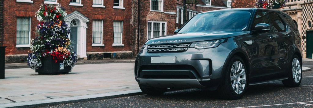 Land Rover Insurance | Classic, Modern & Modified Cover | Adrian Flux