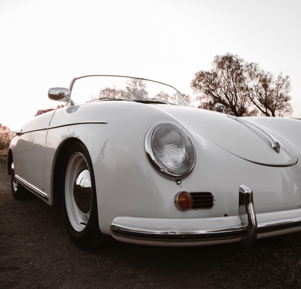Classic Porsche insurance | Adrian Flux