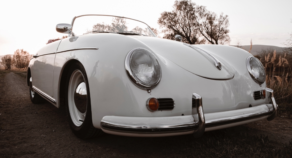 Classic Porsche insurance | Adrian Flux