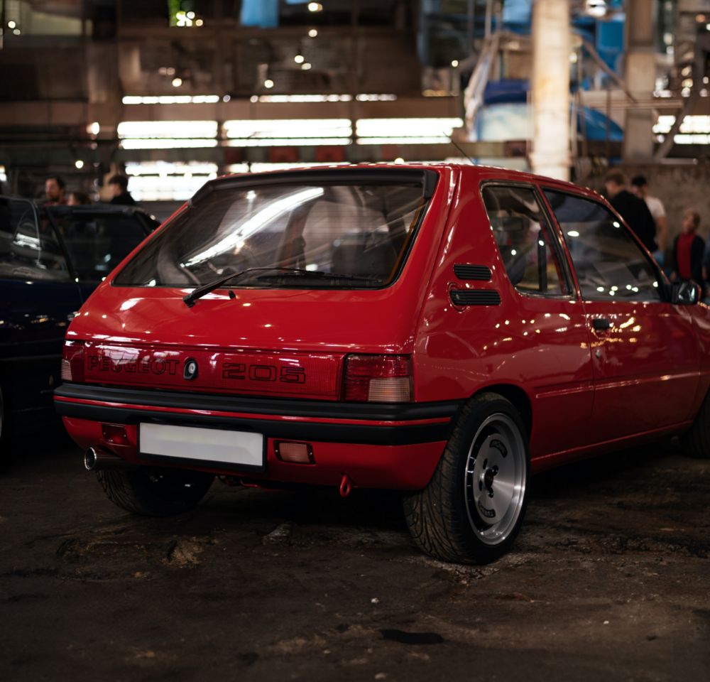 Peugeot 205 Car Insurance | Specialist Cover for 205 and 205 GTi ...