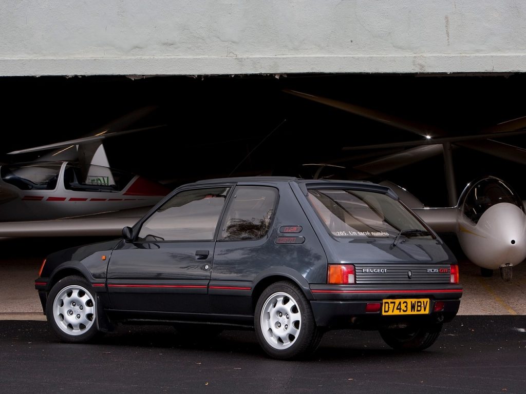 Peugeot 205GTI - Cult Classics