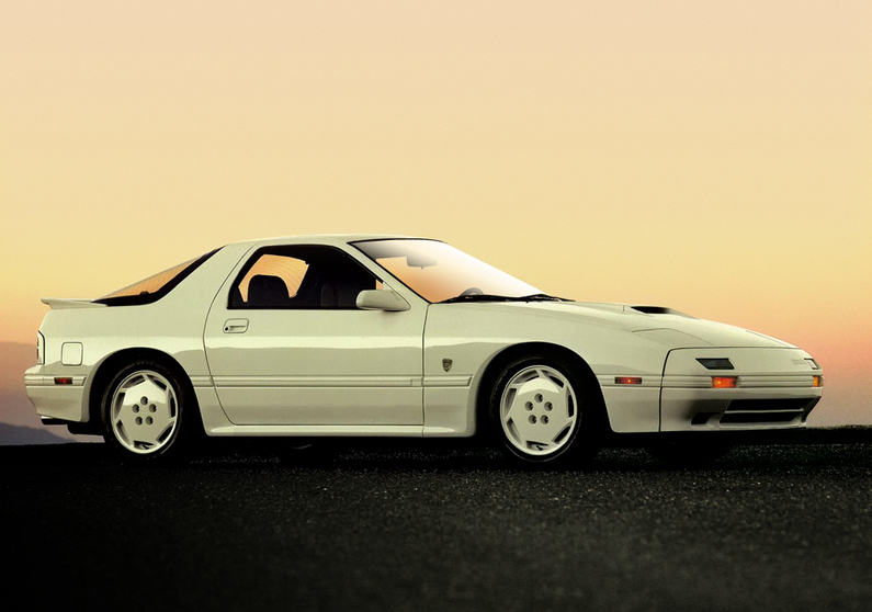 Mazda RX-7: The wonder of Wankel - Cult Classics