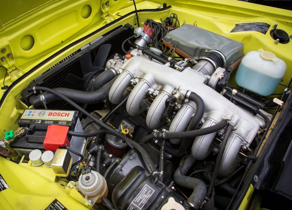 BMW E9 CS coupes: birth of the ultimate driving machine - Cult Classics