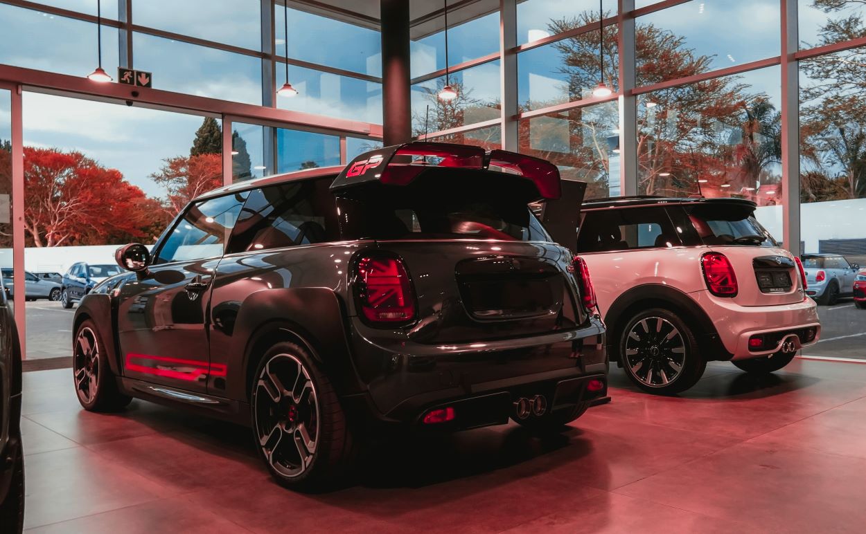 10 tips every BMW MINI owner should know | Adrian Flux